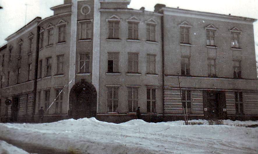 Valmieras pasta un telefona centrāles ēka agrāk un tagad (1.daļa ...