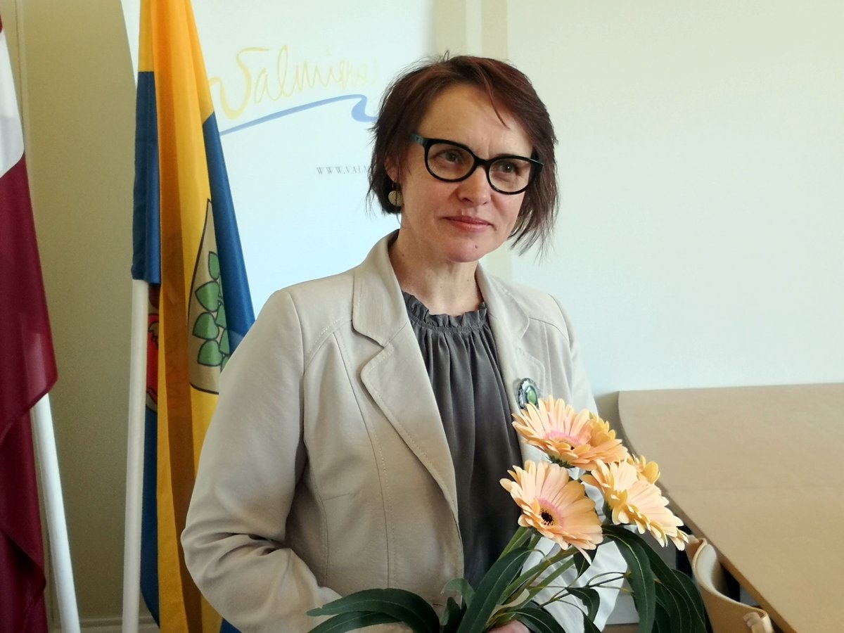 Valmieras Mākslas vidusskolas direktores amatā iecelta Inese Mētriņa ...