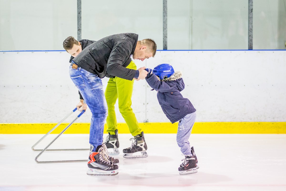 Publiskā slidošana Vidzemes Olimpiskā centra ledus hallē - Valmieras Ziņas