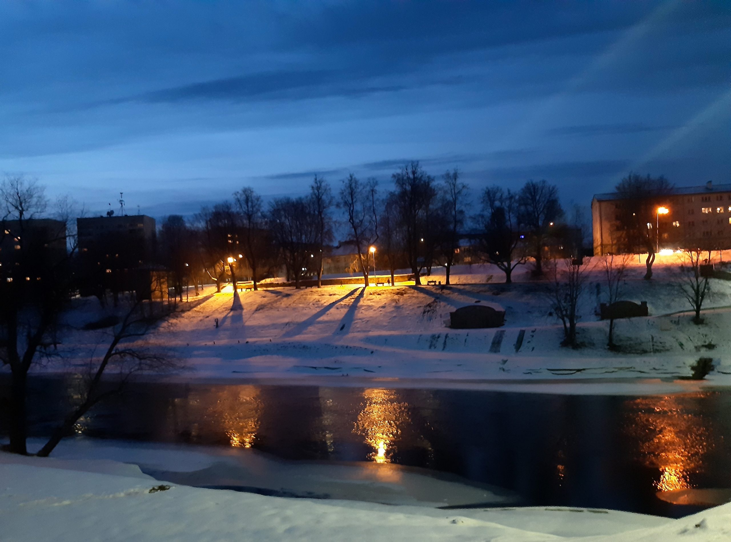 Nakts uz svētdienu gaidāma skaidra un dzestra - Valmieras Ziņas