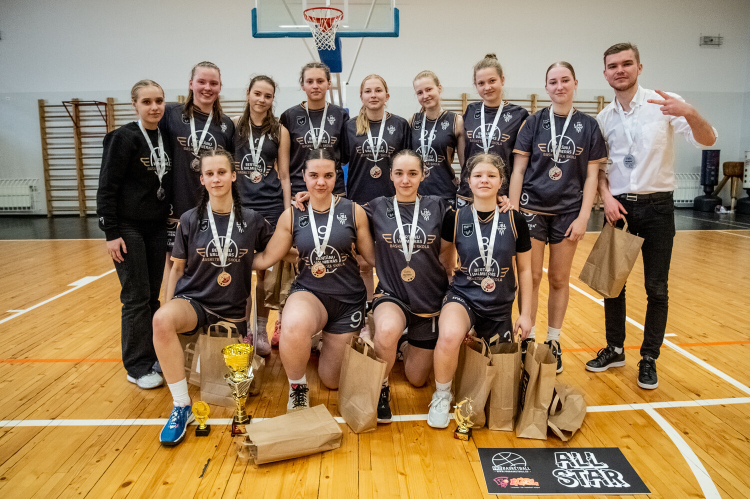 BVBS U16 meitenes izcīna starptautiskā EGBL čempionāta sudraba godalgas ...